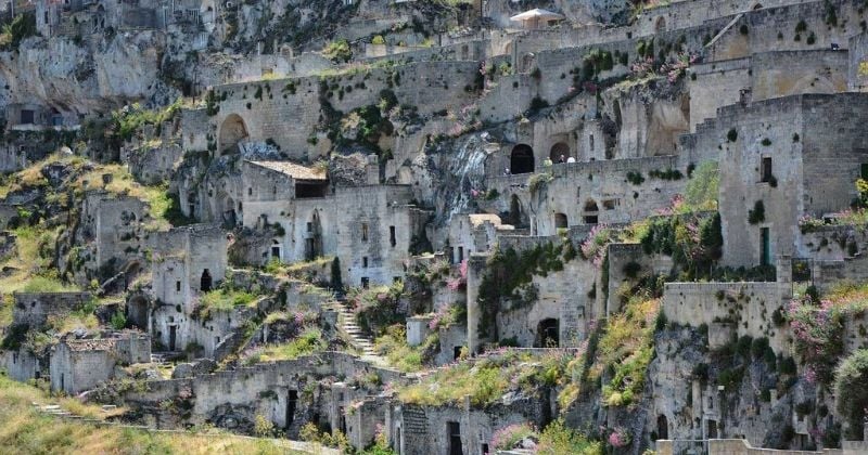 Top 20 des plus belles maisons troglodytes