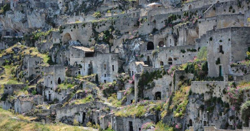 Top 20 des plus belles maisons troglodytes